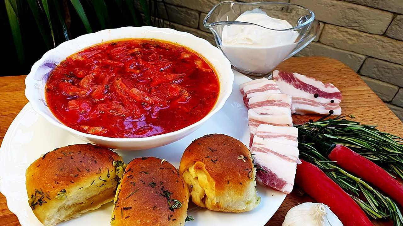 🍲 Russian cuisine: from borscht to pies 🥧 - Study of culinary ...